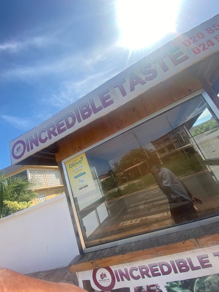 Fast food Incredible Taste, Akra, foto