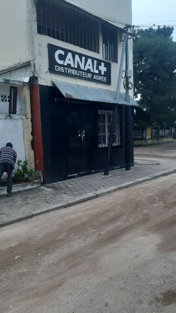 Online mağaza ofisi Canal+, Brazzaville, foto