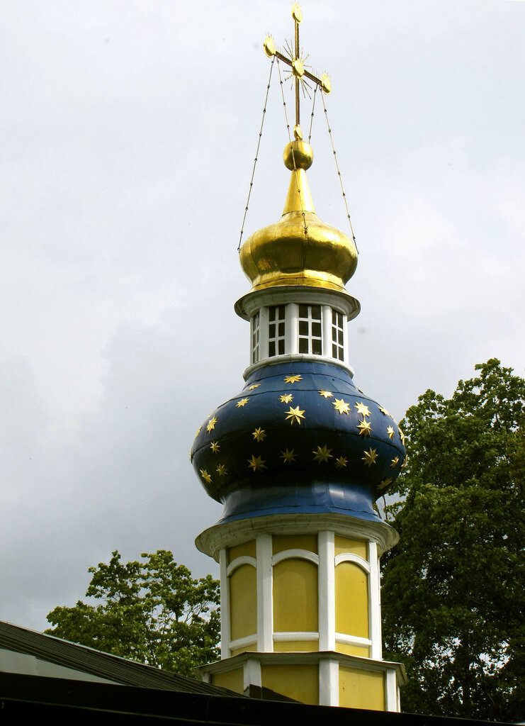 Ortodoks kiliseleri Tserkov Lazarya Pravednogo, Pechory, foto