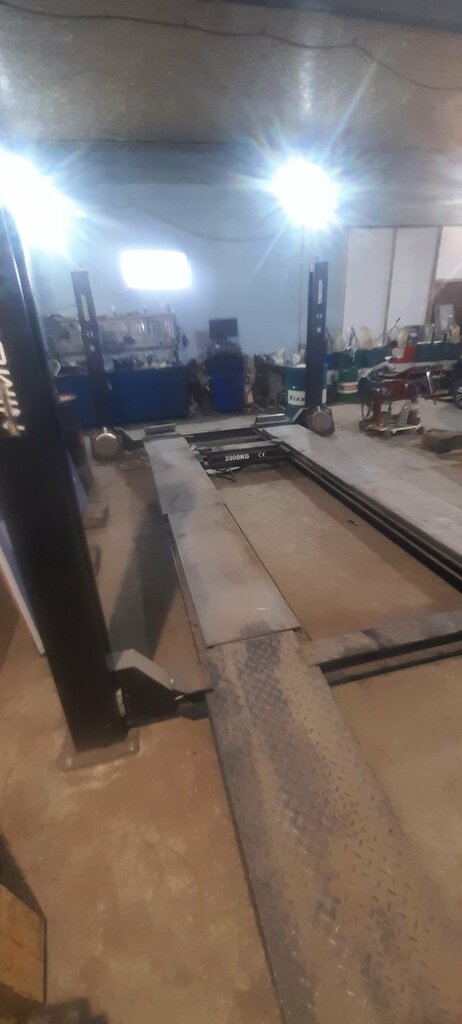 Otomobil servisi Автосервис, İrkutskaya oblastı, foto