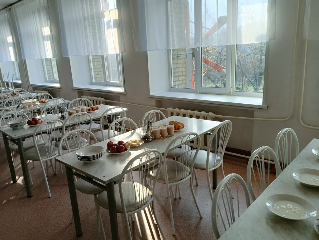 Yatılı okul Munizipalnoe kazennoe obcseobrazovatelnoe uchezdenie Shkola - internat № 4, Osinniki, foto