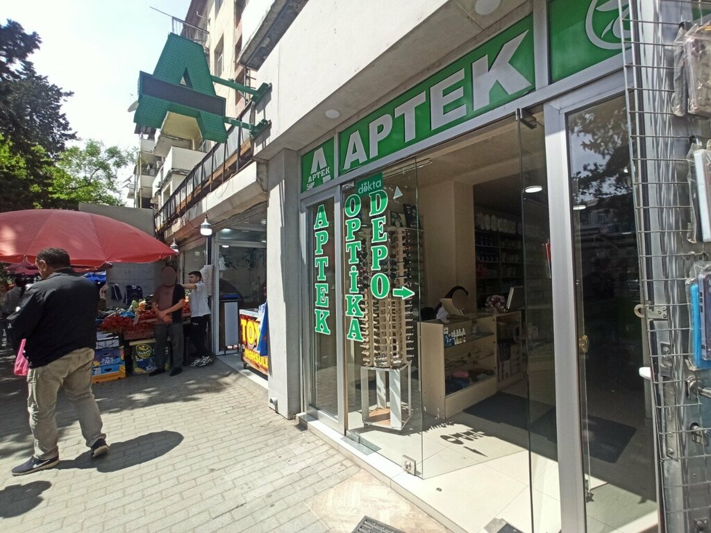 Eczaneler Aptek Depo, Bakü, foto