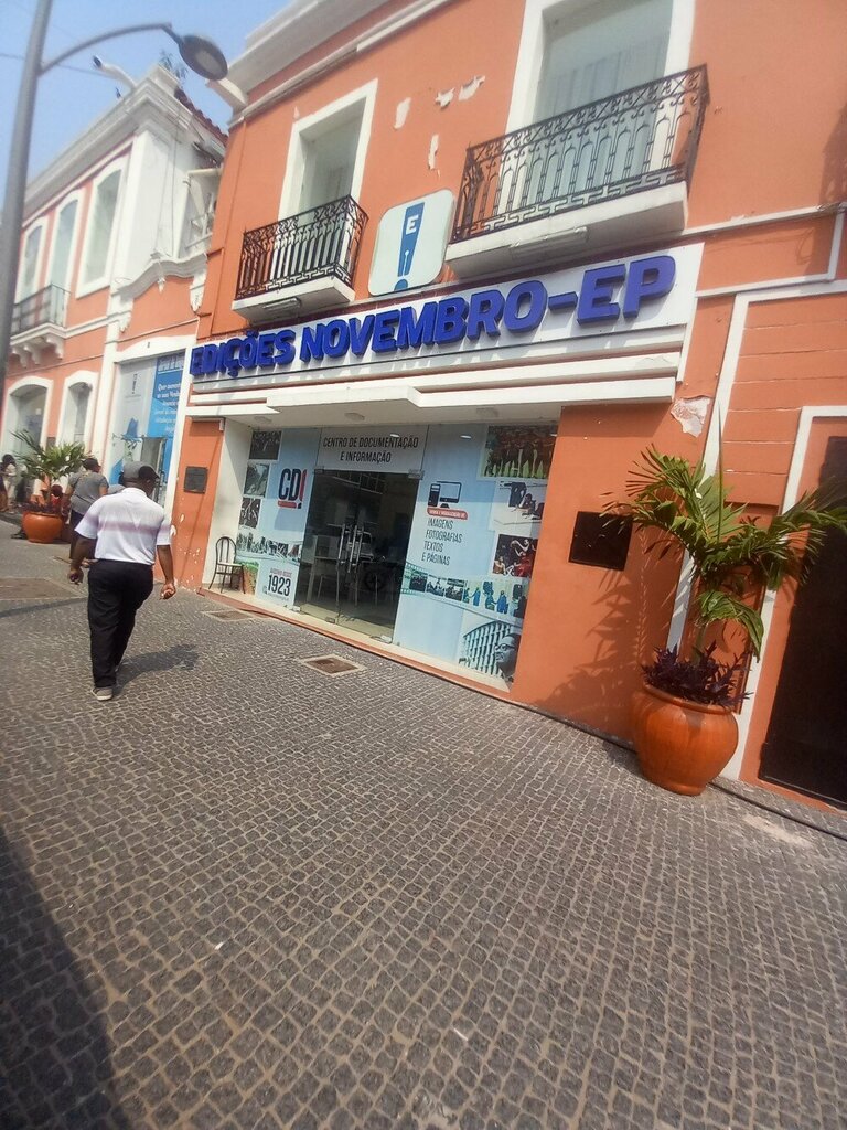 Arşivleme hizmetleri Edições Novembro E.P, Loanda, foto