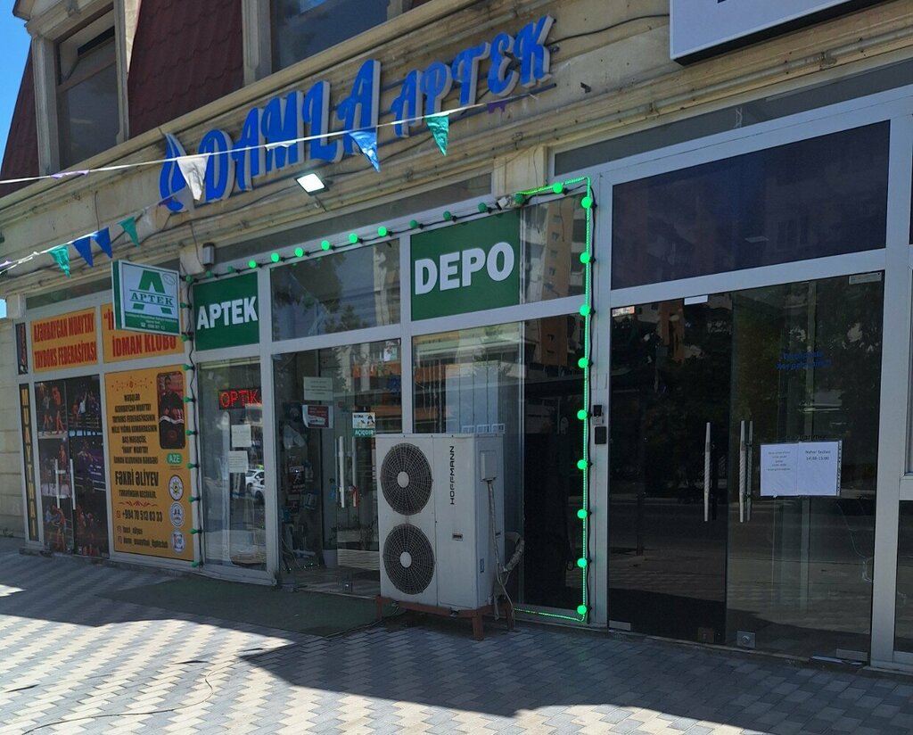 Eczaneler Aptek, Bakü, foto