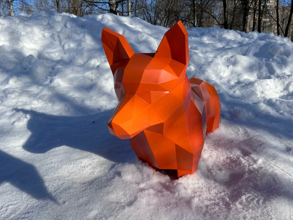 Park, sokak heykeli Лиса, Cherepovets, foto