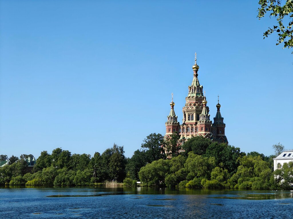 Dağ zirvesi Çertova Gorka, Peterhof, foto
