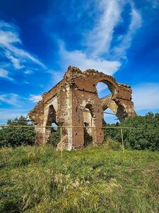 Руины храма Иоанна Воина (Penza Region, Lopatinskiy rayon, selo Ivanovka), turistik yerler  Penzenskaya oblastından
