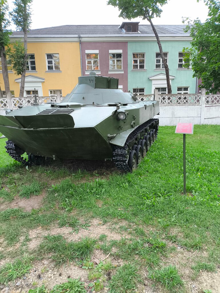 Sergi salonları, galeriler Экспозиция военной техники, Vitebskaya oblastı, foto