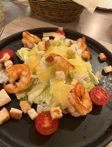 Jule Verne (улица Ленина No:10), restoran  Aluşta'dan