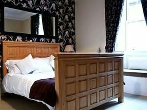 The Sun Inn (Scotland, Midlothian, Dalkeith), otel  Midlothian Konseyi'nden