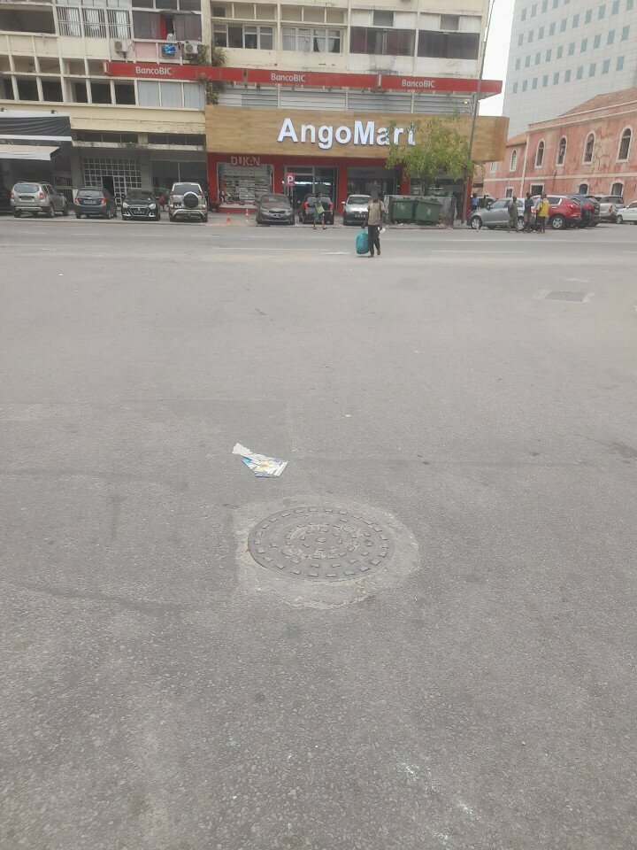 Süpermarket AngoMat, Loanda, foto
