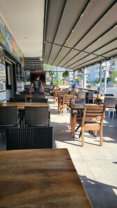 White Lion Restoran Bar (Muğla, Marmaris, Armutalan Mah., Armutalan 200 Sok., 3), restoran  Marmaris'ten