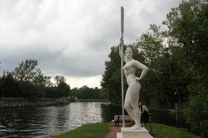 Девушка с веслом (Deputatskaya Street No:9), park, sokak heykeli  Saint‑Petersburg'dan
