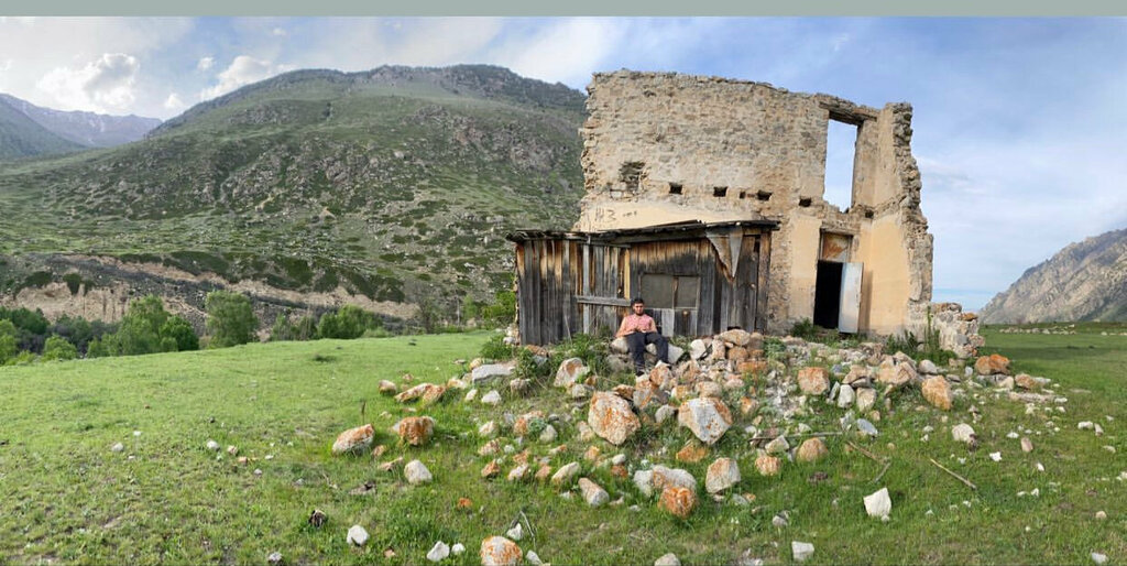 At ve binicilik kulüpleri Конные прогулки, Kabardino‑Balkarya, foto