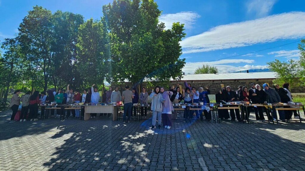 Lise Iğdır Kız Anadolu İmam Hatip Lisesi, Iğdır, foto