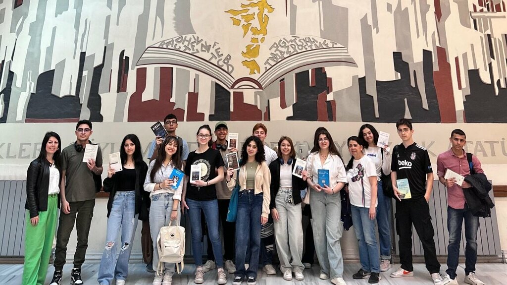 Lise Sabancı 50. Yıl Anadolu Lisesi, İstanbul, foto