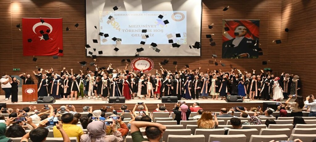Meslek yüksekokulu Hatay Mustafa Kemal Üniversitesi Kırıkhan Meslek Yüksekokulu, Kırıkhan, foto