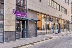 Premier Inn Glasgow City Centre St Enoch Square Hotel (Scotland, City of Glasgow, Glasgow, Glasgow Green), otel  Glasgow'dan