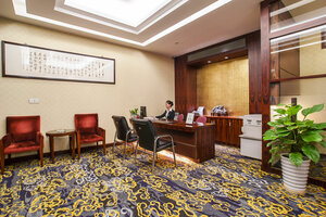 Ramada Plaza by Wyndham Yiwu (No:10, gorod Iu), otel  Yiwu'dan