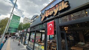 Hayat Bi Geyik (Ankara, Çankaya, Karanfil Sok., 41B), kafe  Ankara'dan
