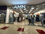 Amn (Revolyutsionnaya Street No:52А), giyim mağazası  Tolyatti'den (Togliatti'den)