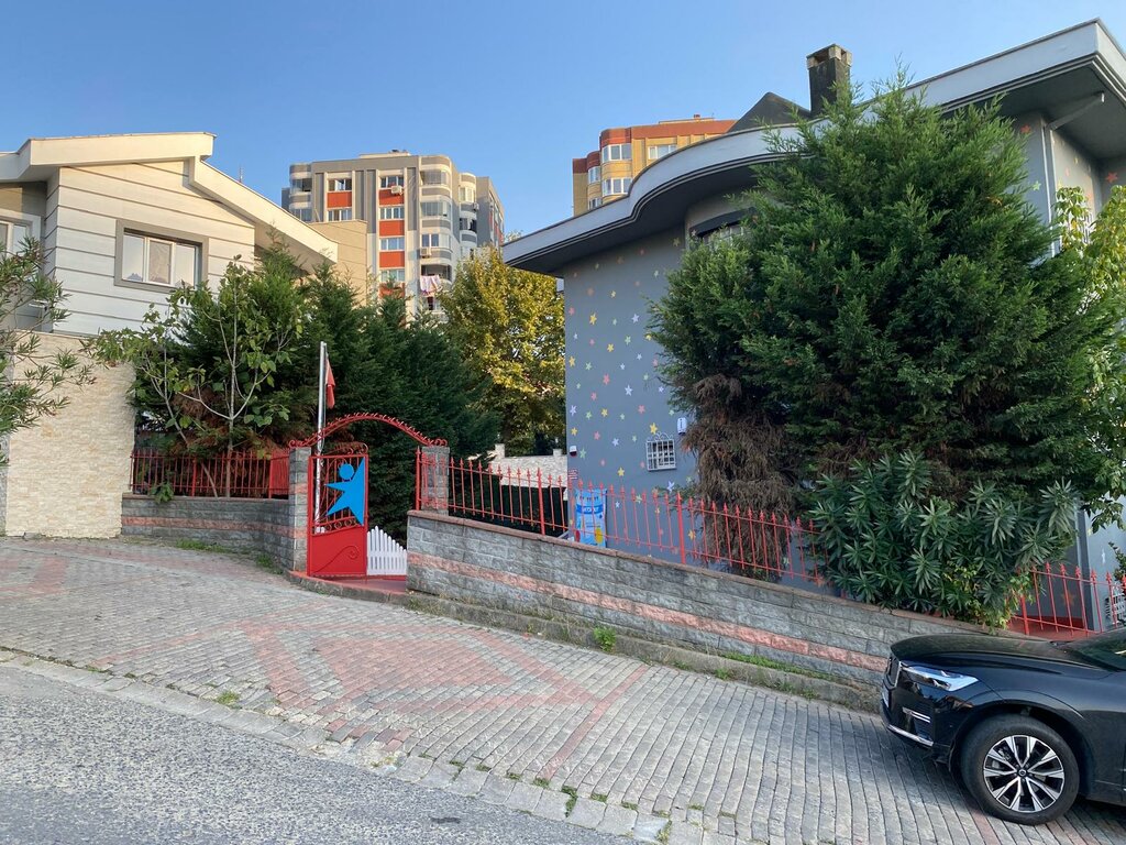 Eğitim merkezleri Başakşehir Kindergarten Academy College, İstanbul, foto