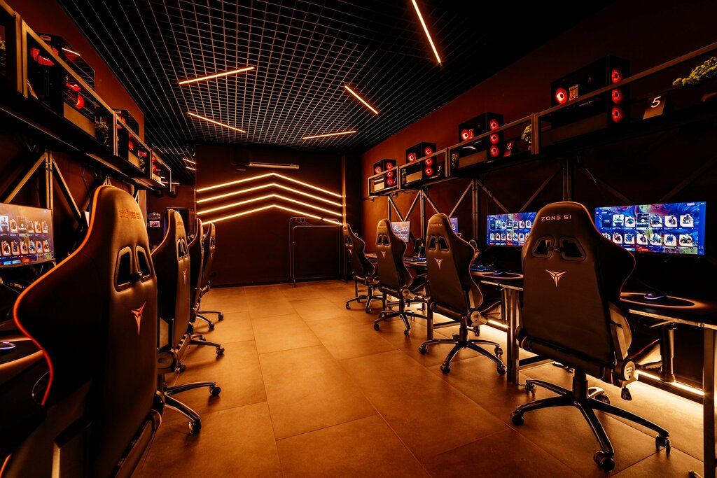 Bilgisayar kulübü Magma Cyber Club, Kostroma, foto