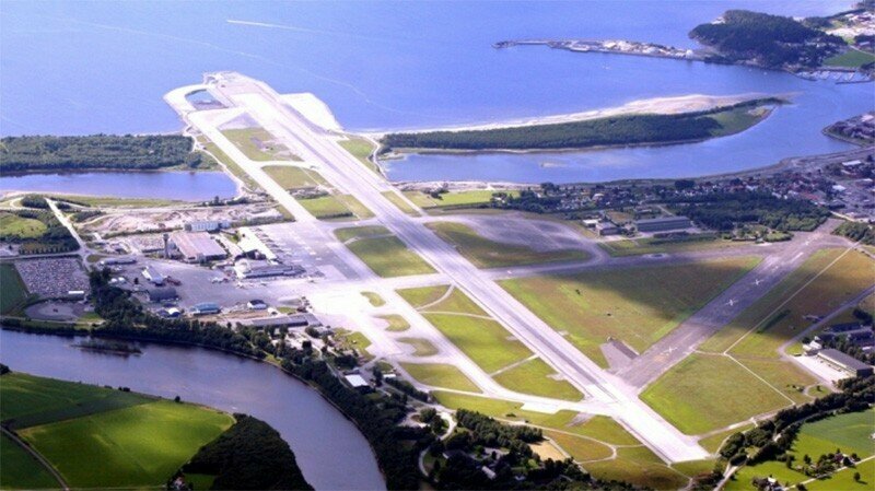 Havaalanları Trondheim Airport, Værnes, Dünya, foto