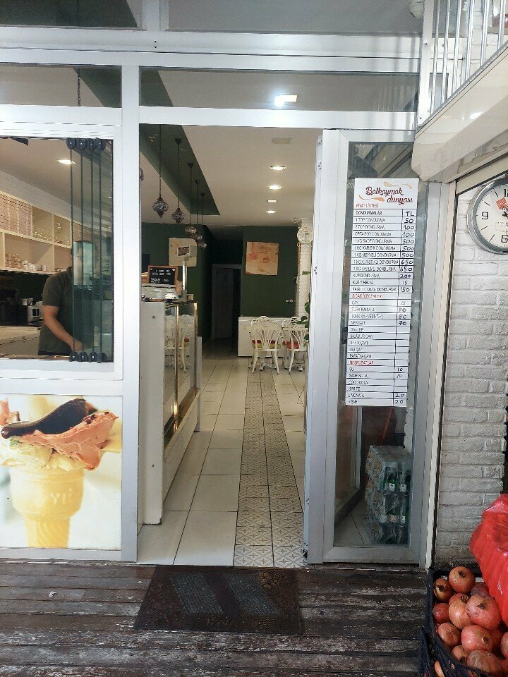 Dondurmacılar Balkaymak Dondurma & Cafe, Adana, foto