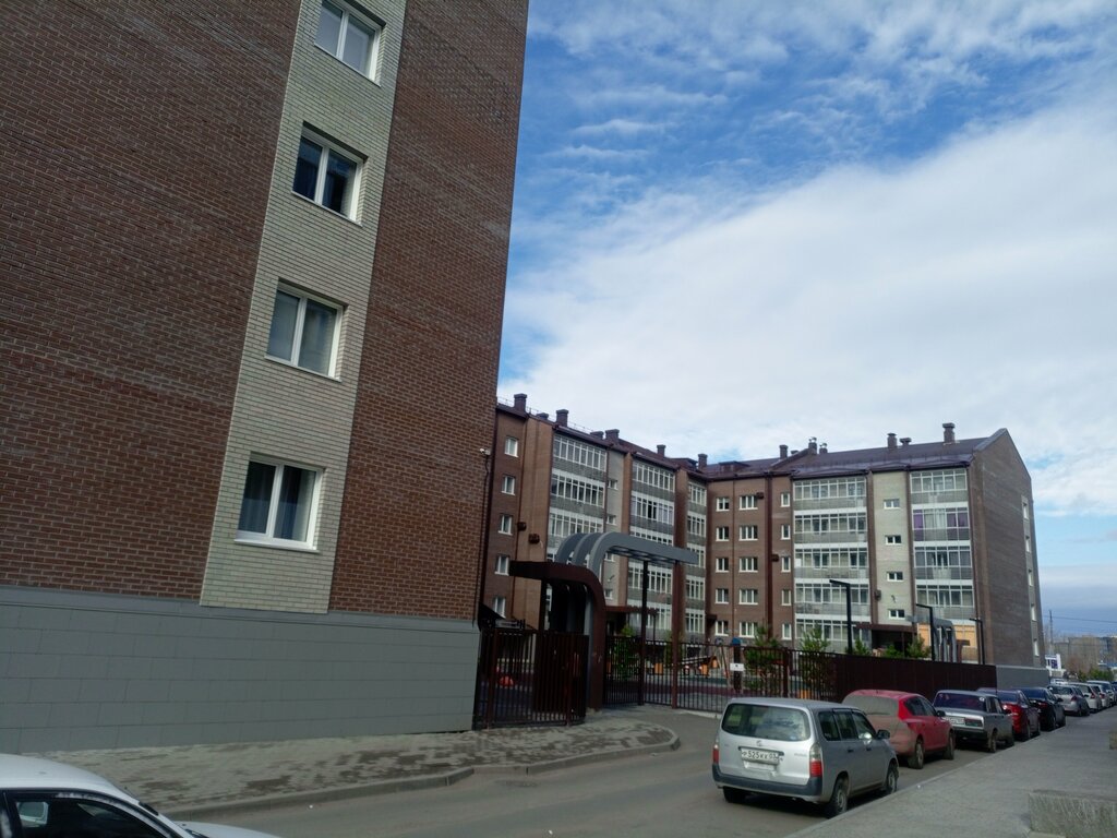 Konut blokları По ул. Генерала Тихонова, 2, Abakan, foto