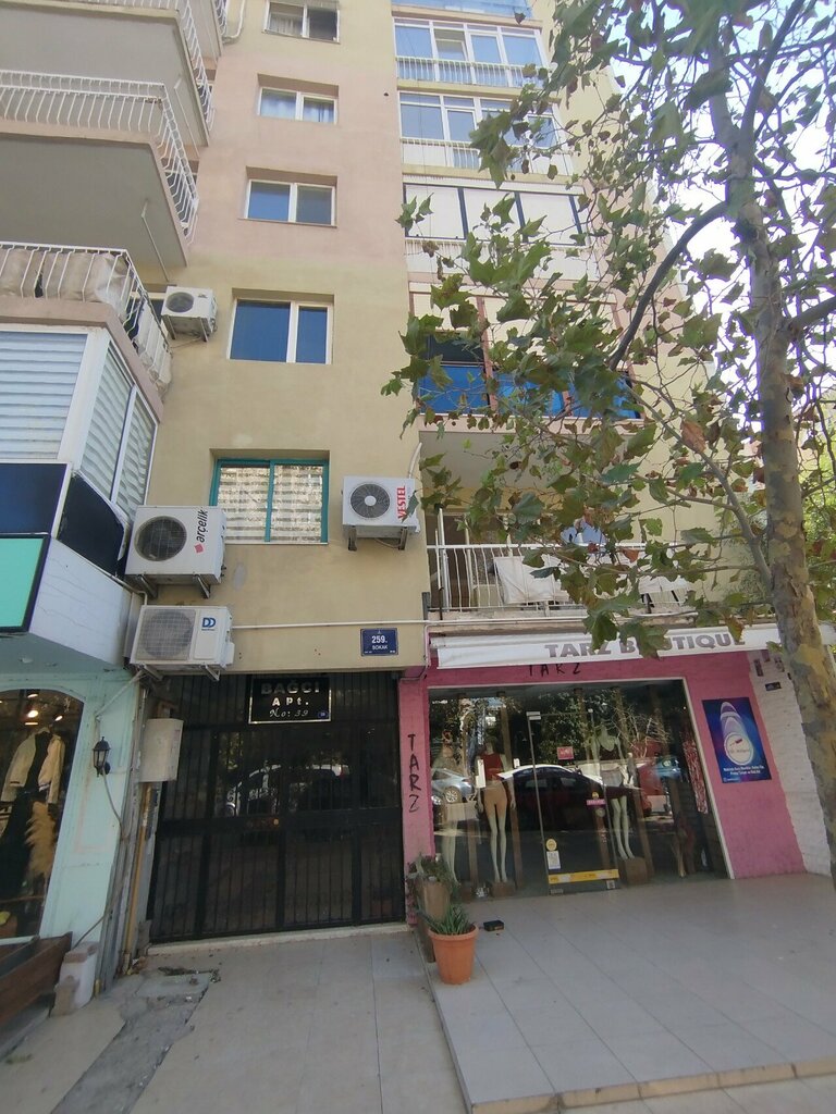 Giyim mağazası Tarz Butik, İzmir, foto
