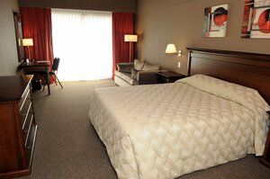Howard Johnson by Wyndham Resort Pilar (Provincia de Buenos Aires, Argerich), otel  Pilar'dan