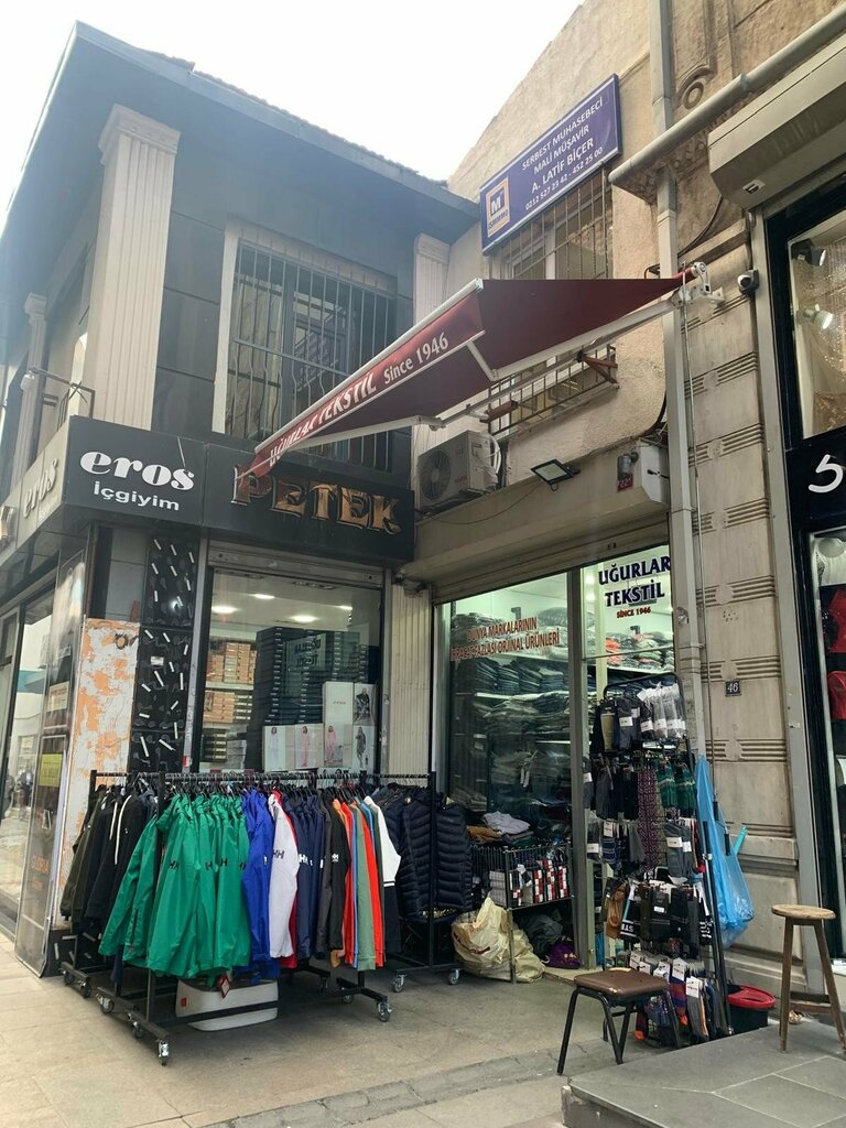 Giyim mağazası Uğurlar Tekstil, İstanbul, foto