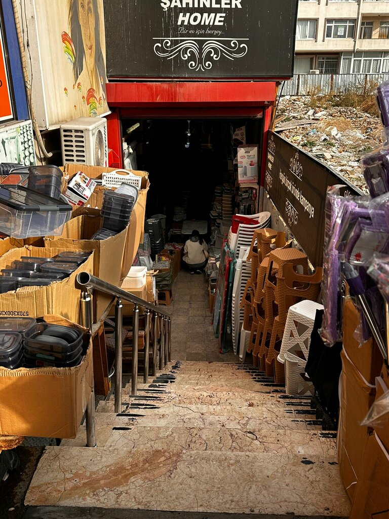 Züccaciye mağazaları Şahinler Avm, İstanbul, foto