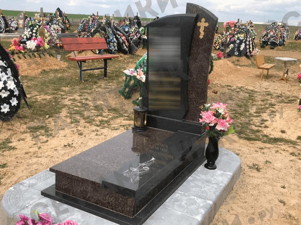 Heykel ve mezarlık taşı üreticileri Vsepamyatniki, Tver, foto