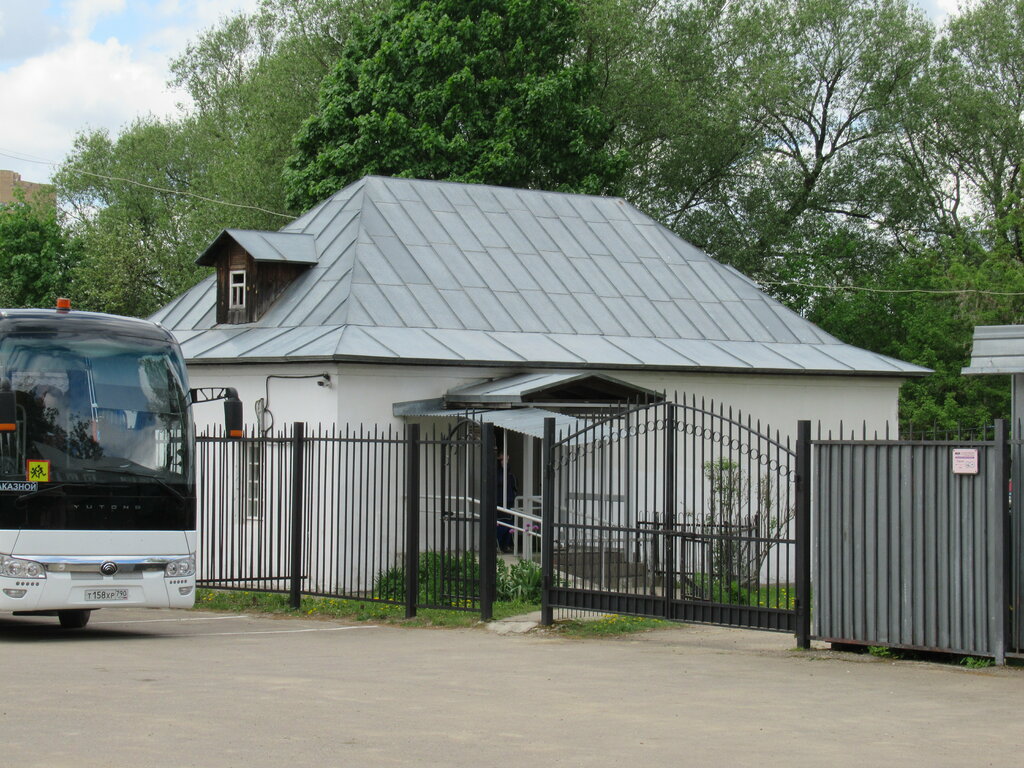 Turistik yerler Флигель конного двора, Moskova ve Moskovskaya oblastı, foto