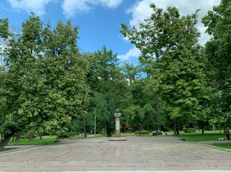 Meydan Utkin Public Garden, Riazan, foto