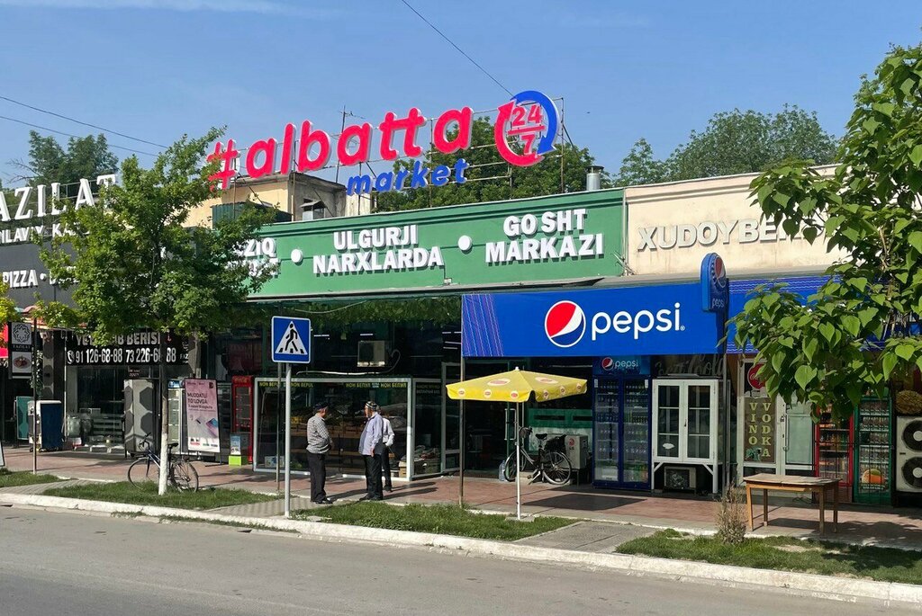 Market Oybekshop, Fergana, foto