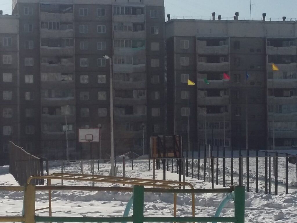 Spor alanı Баскетбольная площадка, Ulan‑Ude, foto