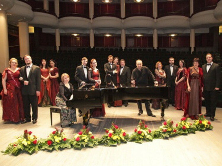 Müzik ve dans grupları Choral theater of Boris Pevzner, Moskova, foto