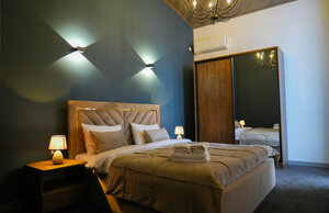 Big Rooms (Argınbekov Sok. No:No:130, Çimkent), otel  Çimkent'ten (Şımkent'ten)