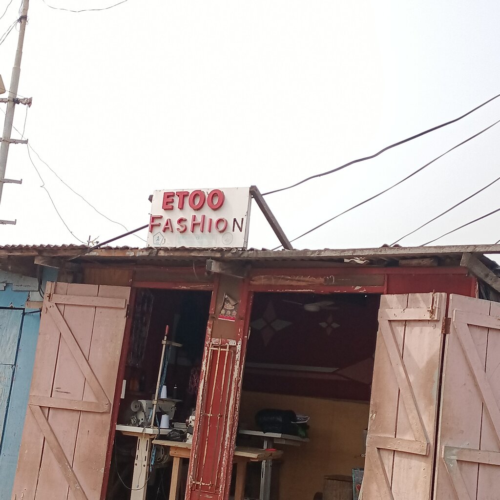 Giyim mağazası Etoo Fashion, Dünya, foto