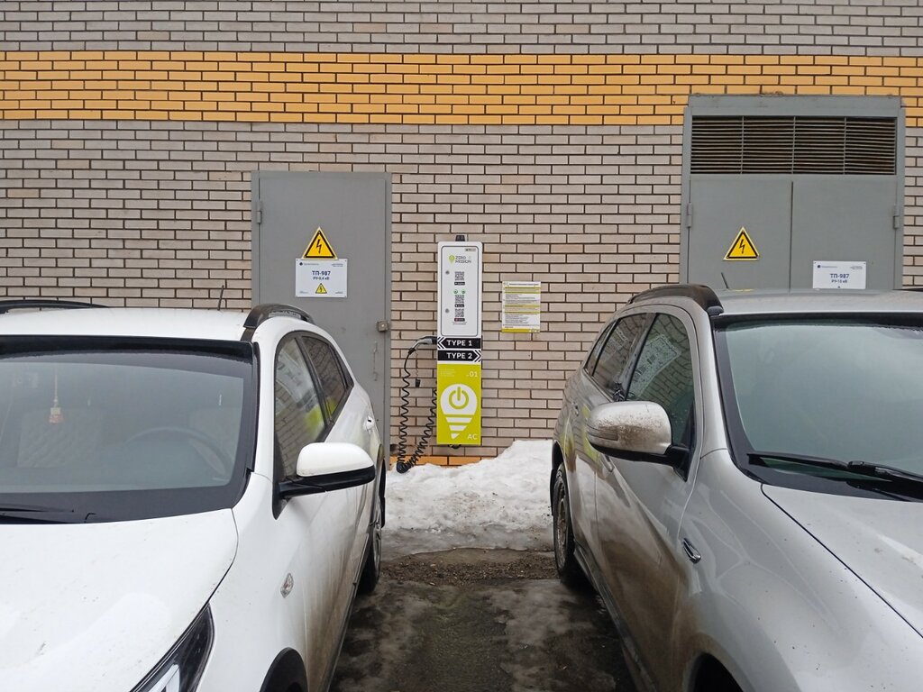 Elektrikli oto şarj istasyonları Ze № 1, Izhevsk, foto