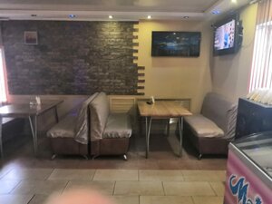 Колокольчик (Dorozhnaya ulitsa No:5Б, Nizhniy Lomov), kafe  Nizhny Lomov'dan