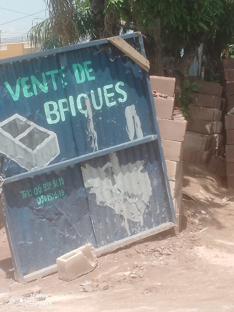 Tuğla firmaları Vente De Briques, Brazzaville, foto