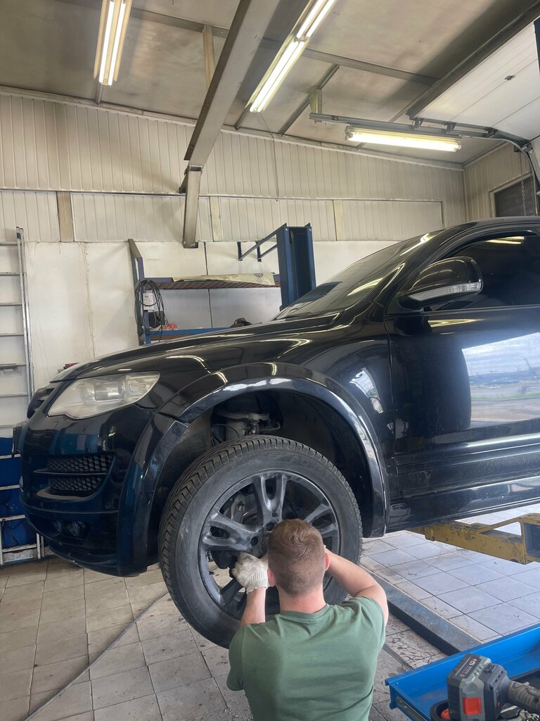 Otomobil servisi Хэлплав, Yekaterinburg, foto