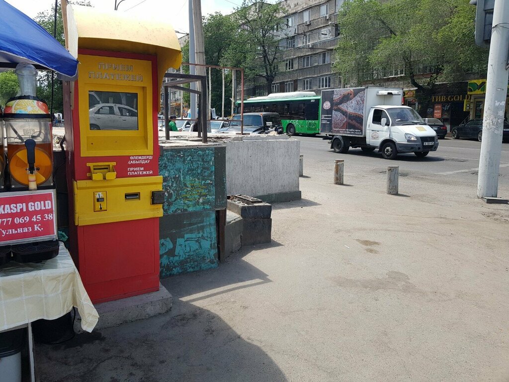 Ödeme terminali Qiwi, Almatı, foto