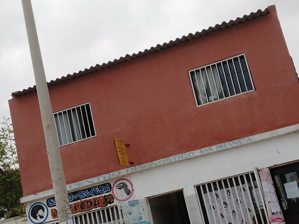 Tıp merkezleri ve klinikler Centro Diagnóstico Asa Branca, Loanda, foto