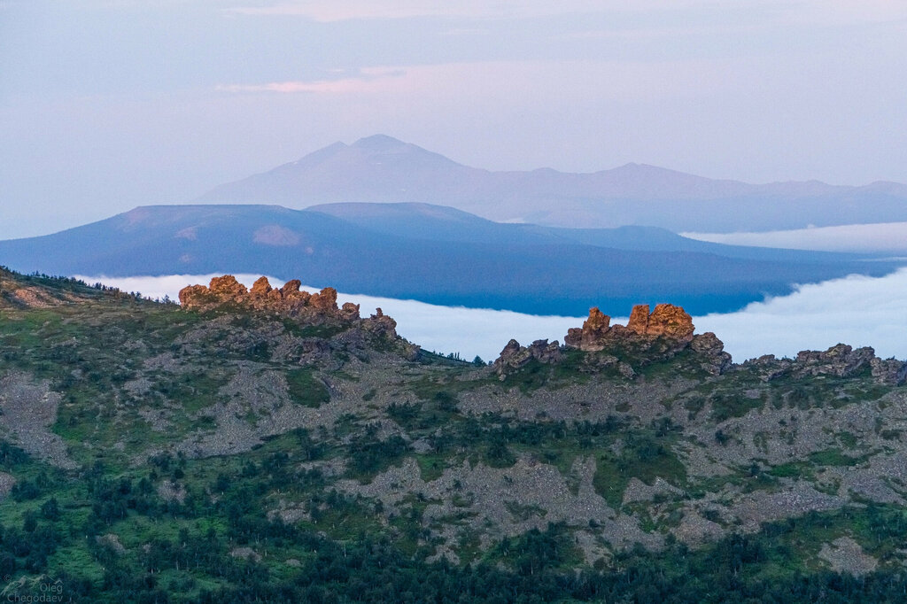 Dağ zirvesi Гора Мунинтмумп, Permski krayı, foto