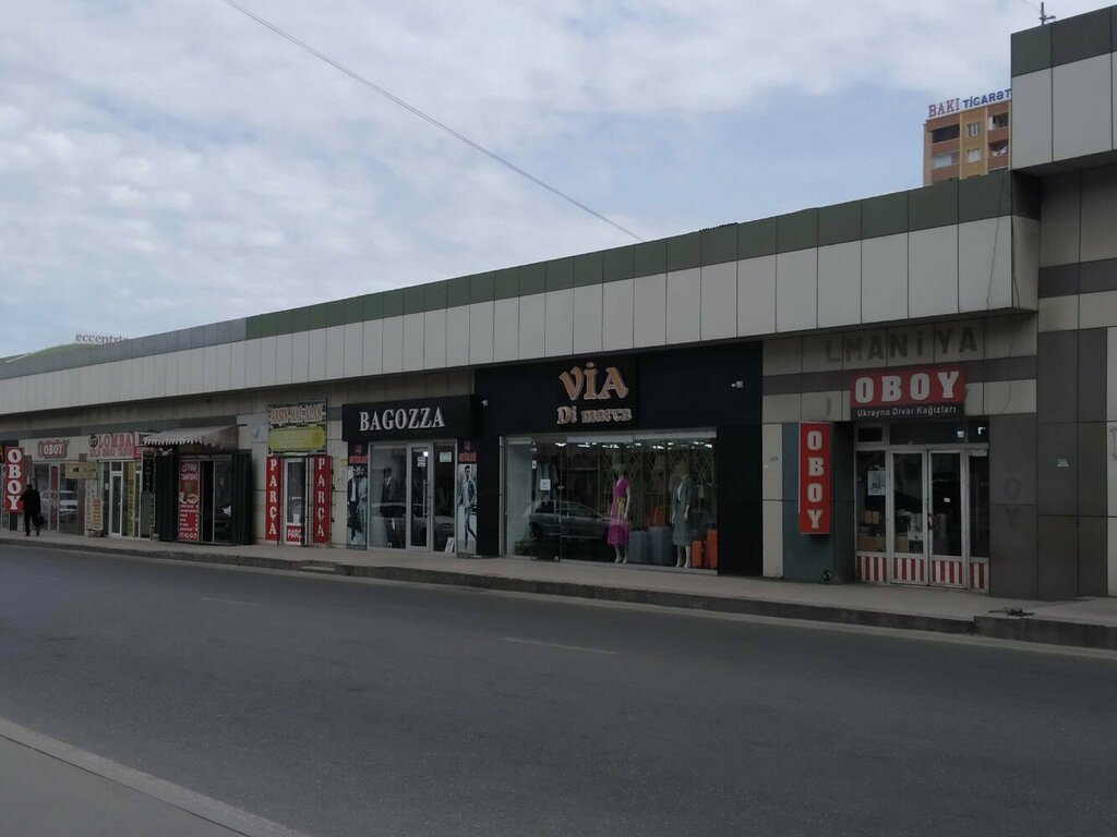 Giyim mağazası VIA Di Marca, Bakü, foto